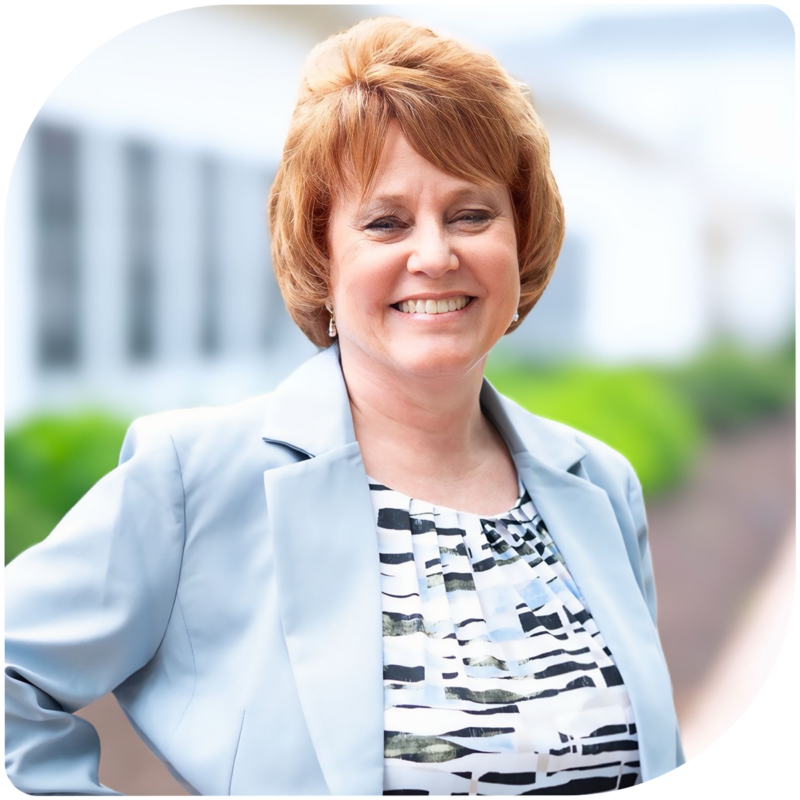 Our Leadership Team | Lucy Corr